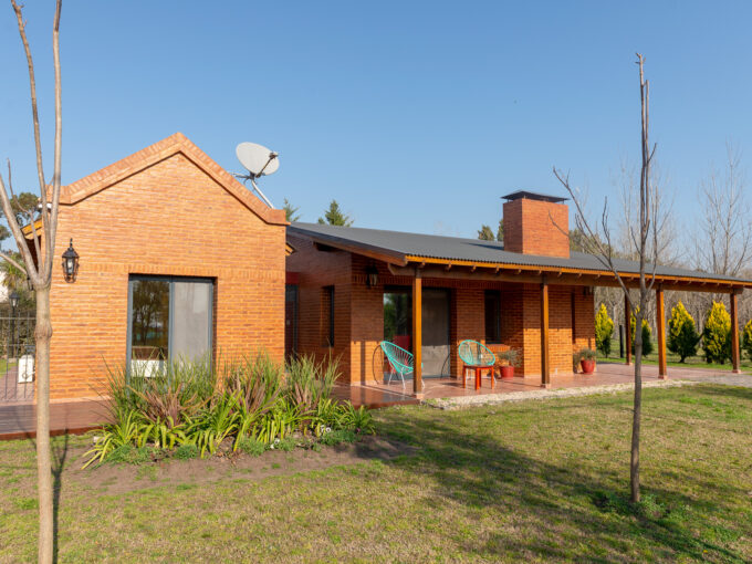 UNICO COMPLEJO DE CABAÑAS SOBRE RUTA EN 1 HECTAREA DE TERRENO ...