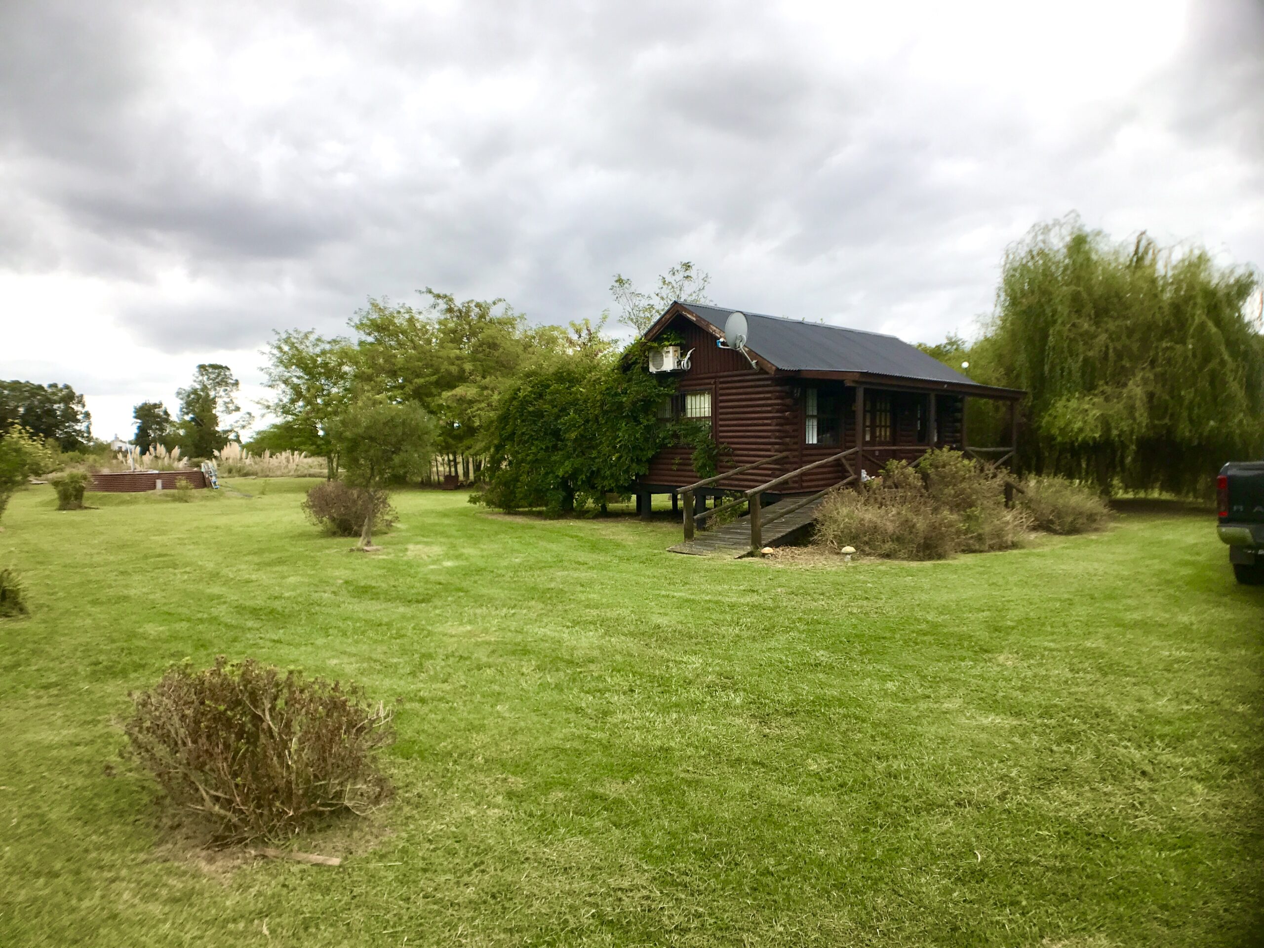 UNICO COMPLEJO DE CABAÑAS SOBRE RUTA EN 1 HECTAREA DE TERRENO ...
