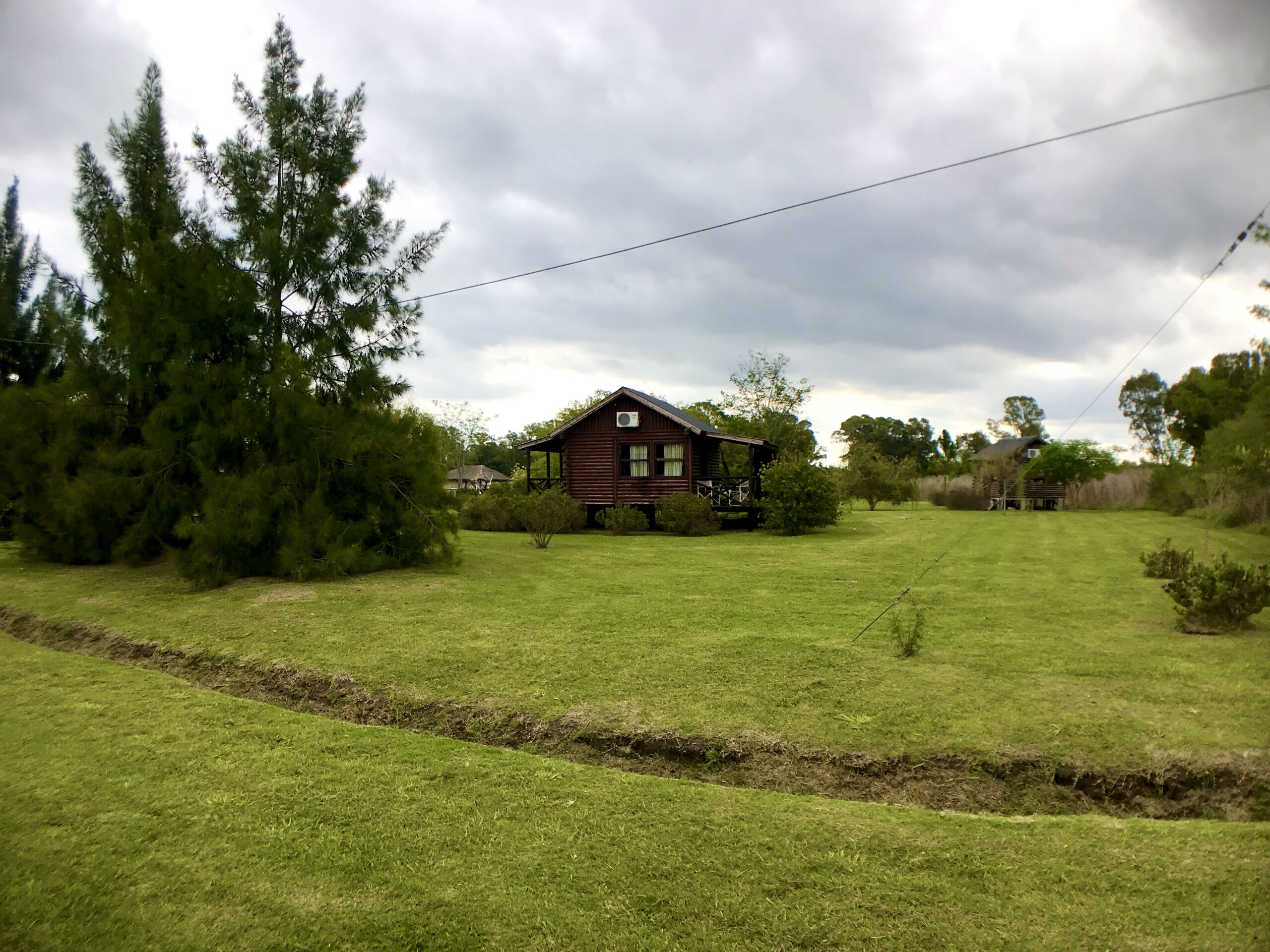UNICO COMPLEJO DE CABAÑAS SOBRE RUTA EN 1 HECTAREA DE TERRENO ...